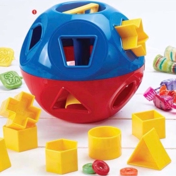 Tupperware | Toys | Tupperware Shapeo Toy Blue Red | Poshmark